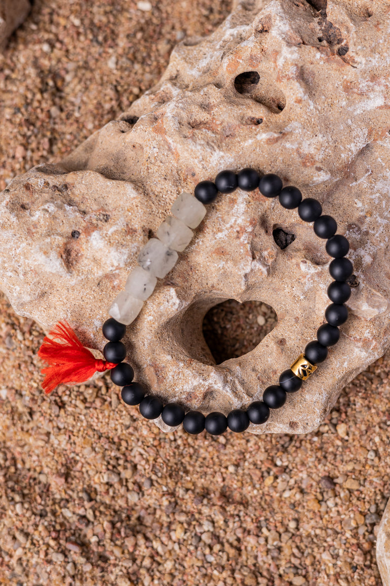 Buy Black Onyx Stones Online – Stone Story by Shruti